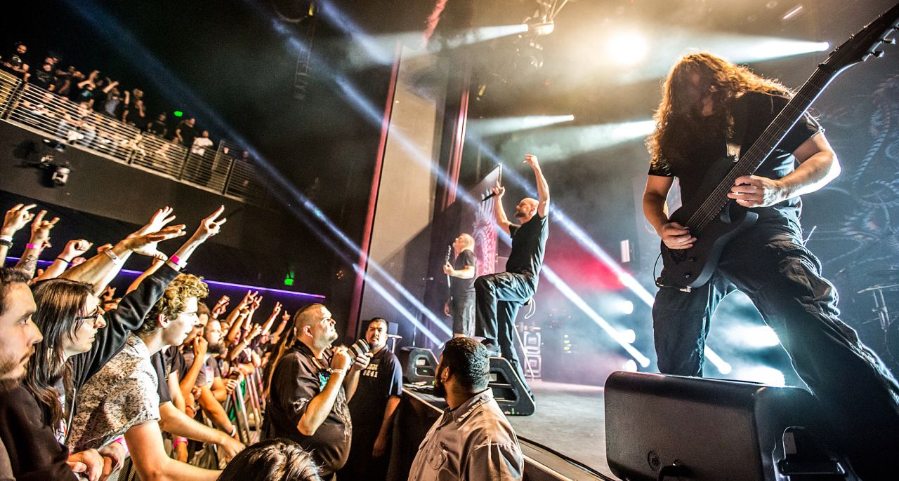 MESHUGGAH: Revelam um vídeo-clip criado com IA para «They Move Below ...